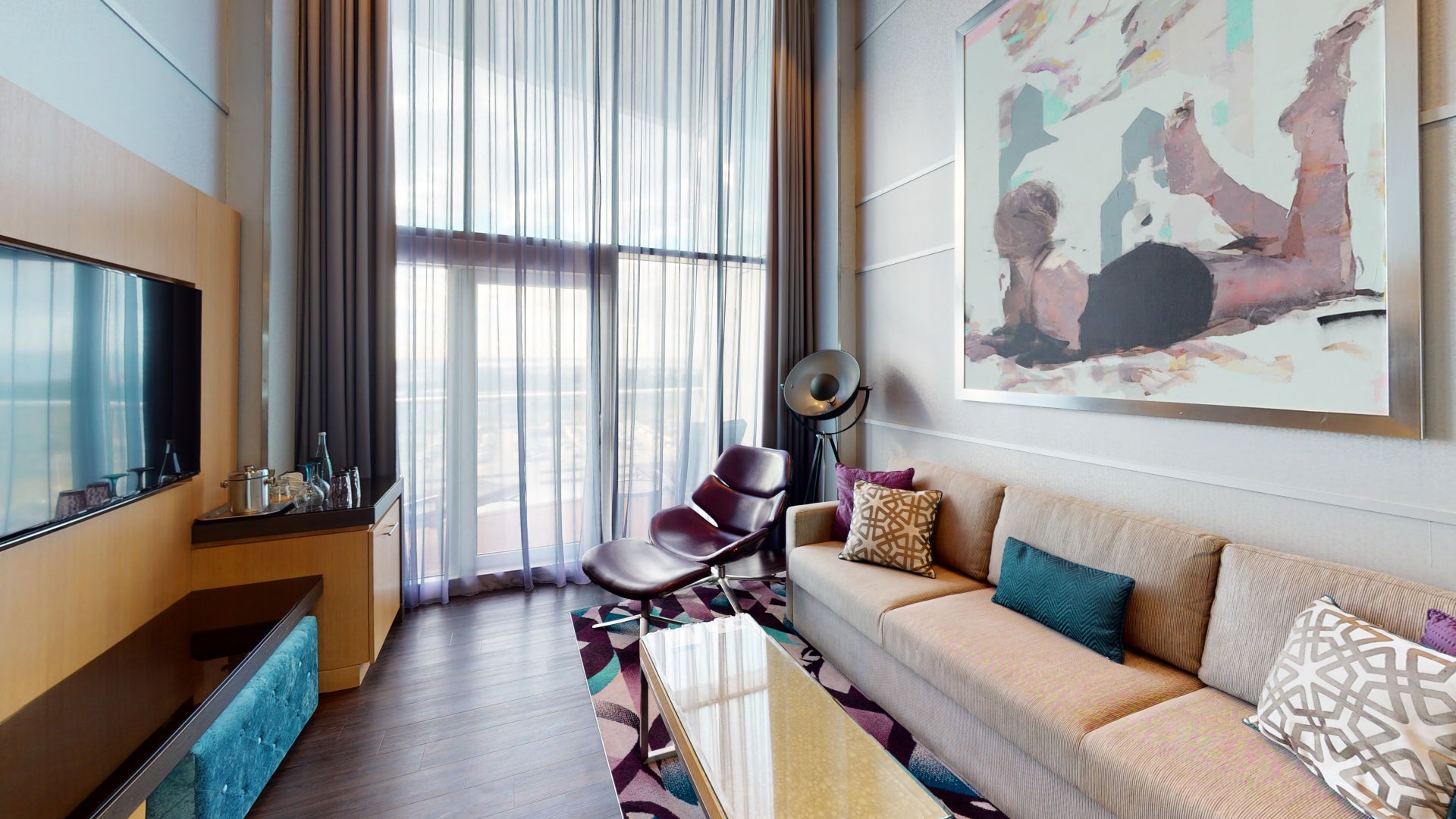 Harmony of the Seas - Crown Loft Suite With Balcony Virtual Tour - Nuvo360%