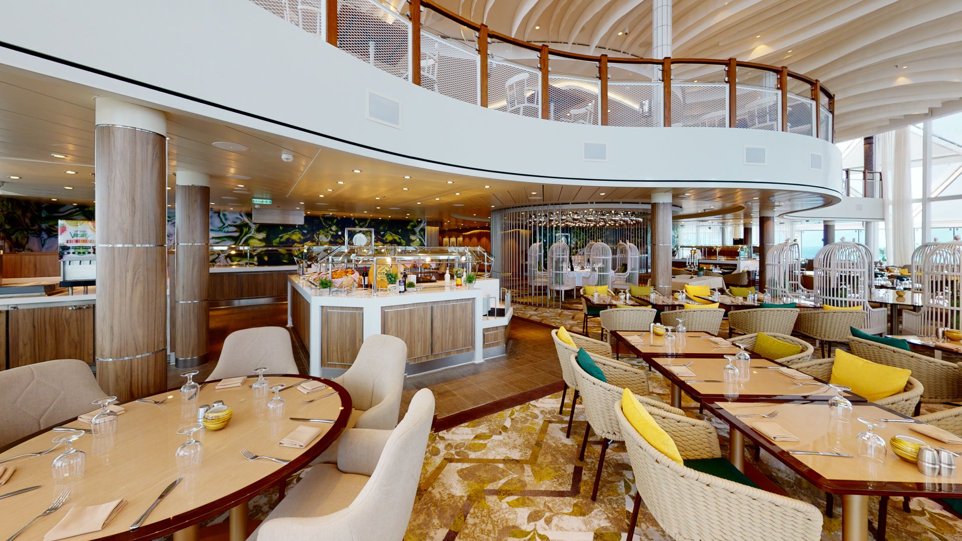 Wonder of the Seas - Solarium Bistro - Nuvo360%