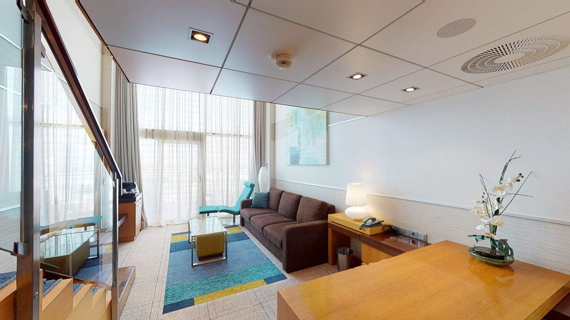 Allure of the Seas - Crown Loft Suite - Nuvo360%