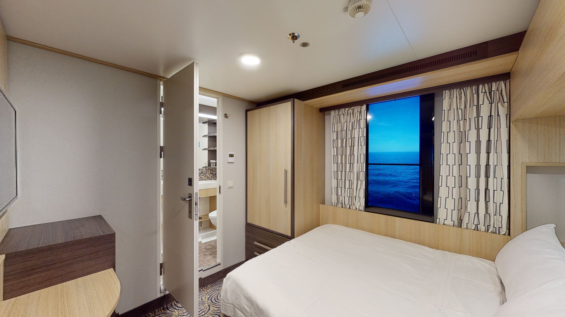 Quantum of the Seas - Studio Interior Stateroom - by Nuvo360
